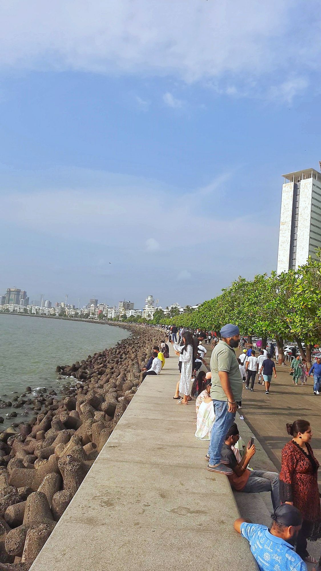 Marine Drive Mumbai – Purvanchl Tadka